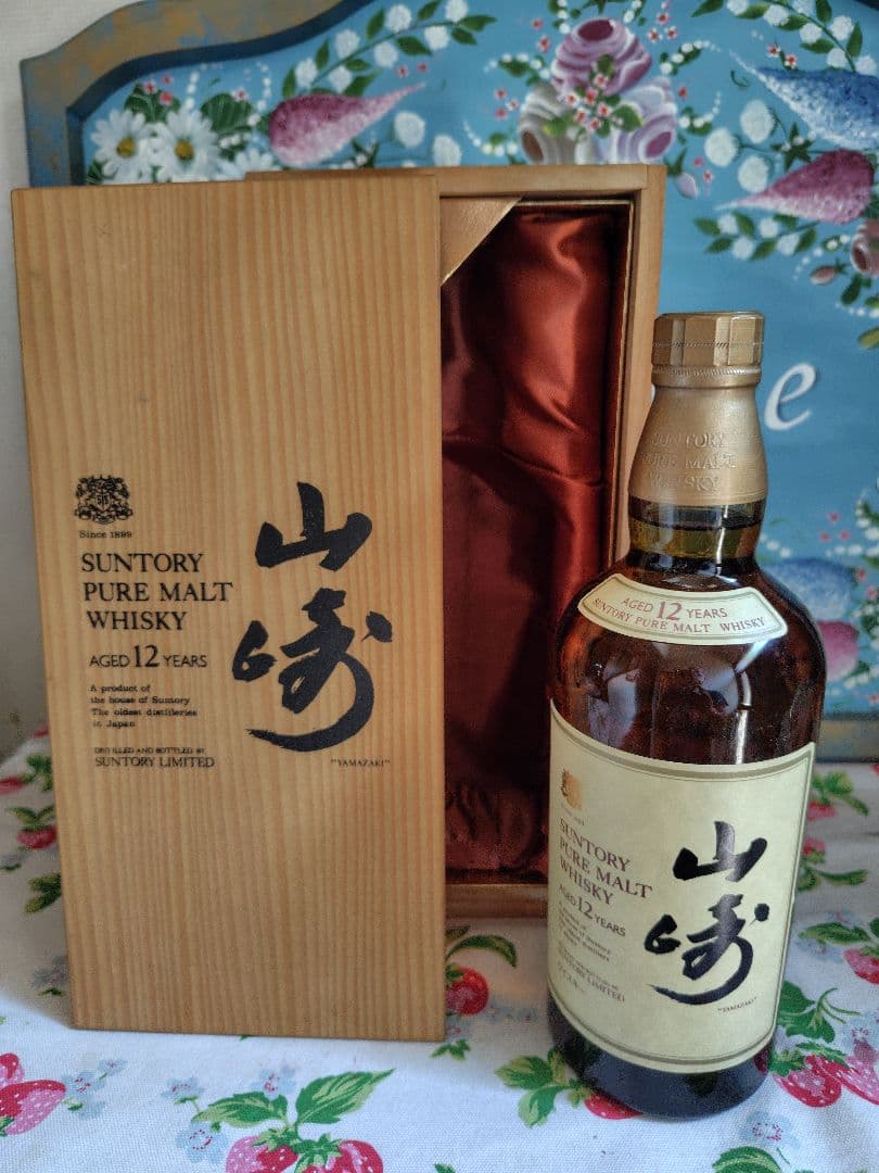 【未開栓】山崎12年 サントリー　ピュアモルト　ウイスキー 木箱入り　向獅子