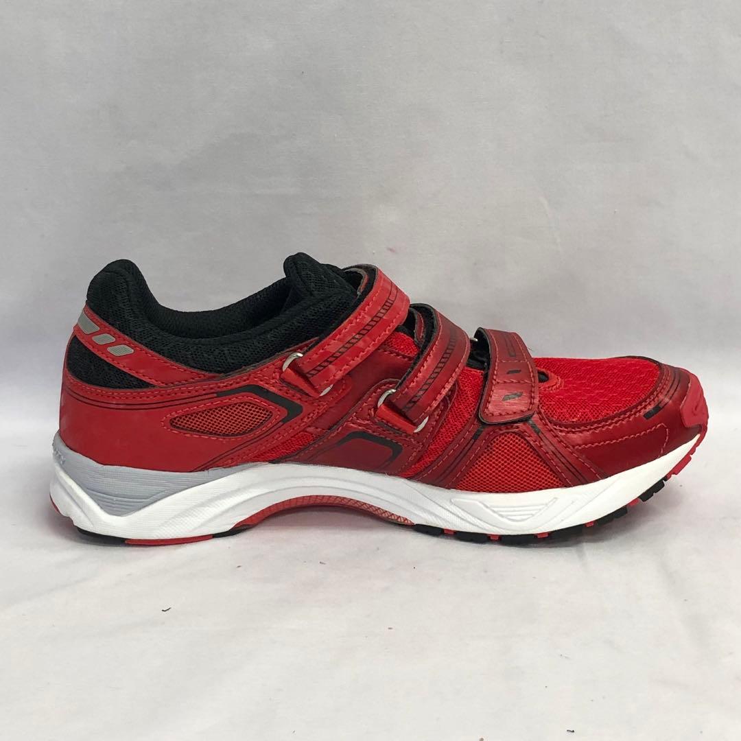 64】asics トレーニング シューズ 赤 3本ベルト 25cm アシックス
