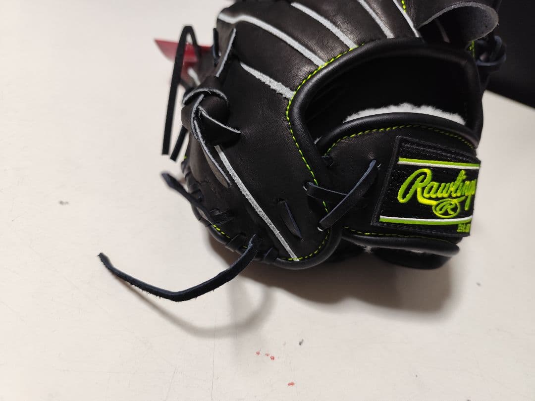 Rawlings 硬式投手用グローブ
