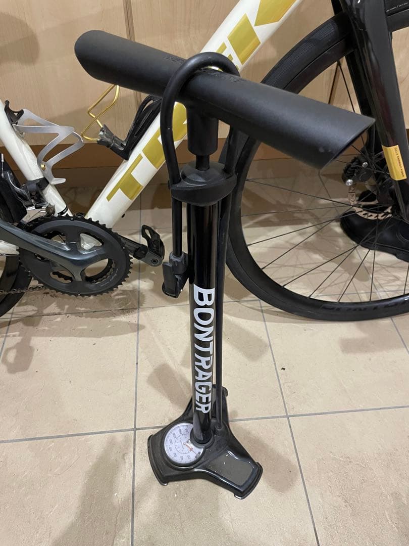 自転車本体 TREK DOMANE AL4