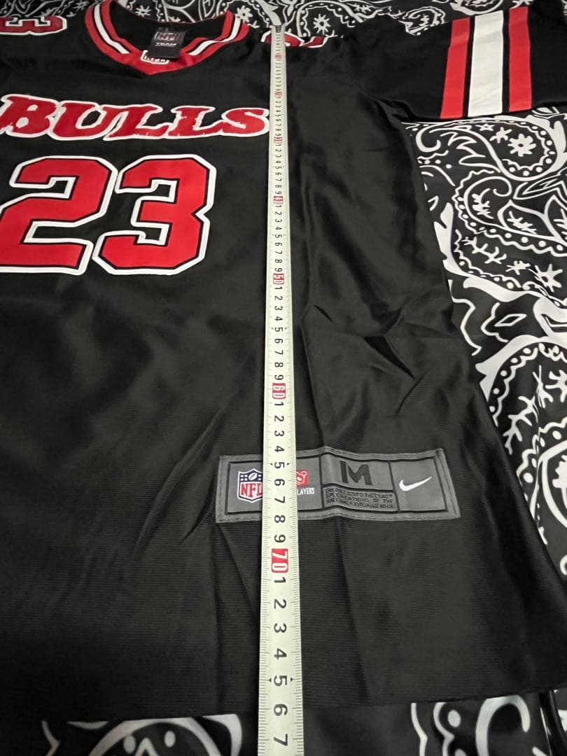 NFL BULLS JORDAN 23 ブラックユニフォーム M
