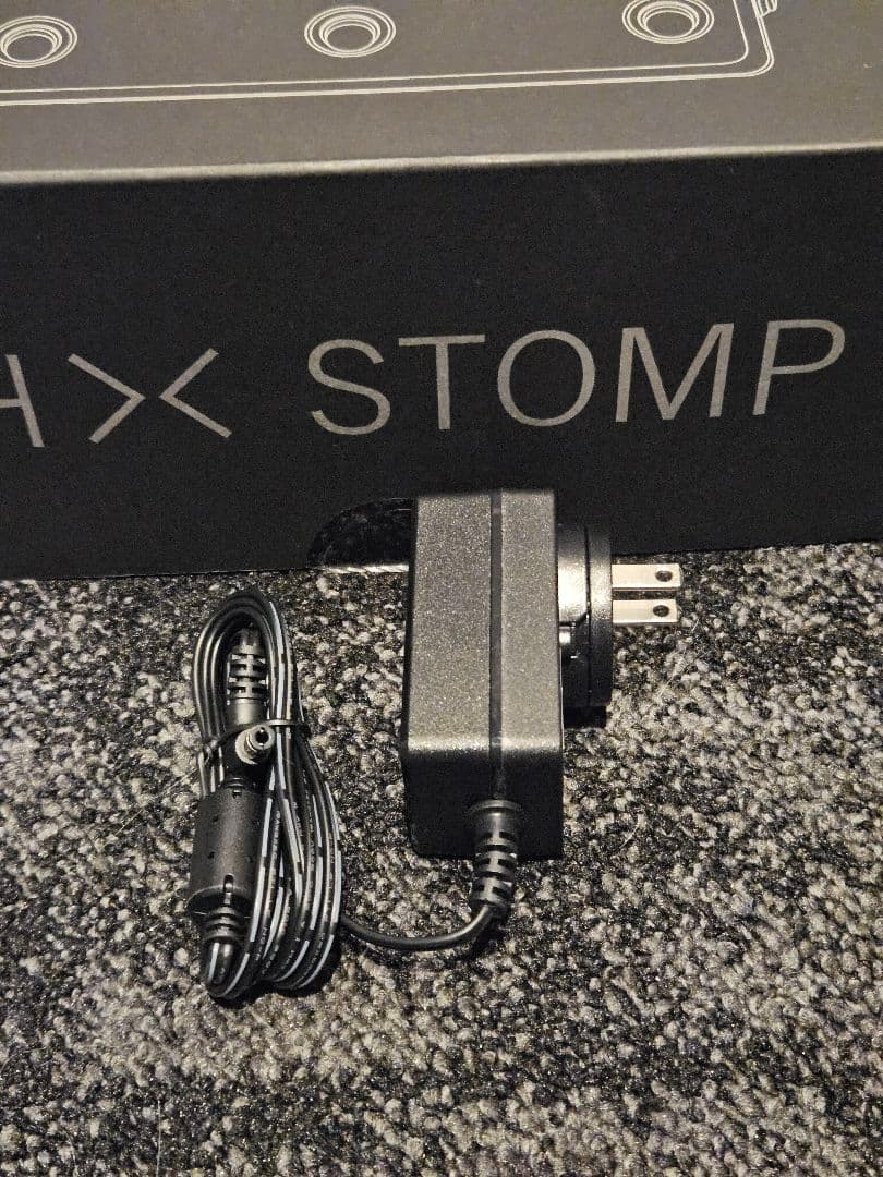 k LINE 6 HX STOMP 増設FS、ステレオケーブル付き。