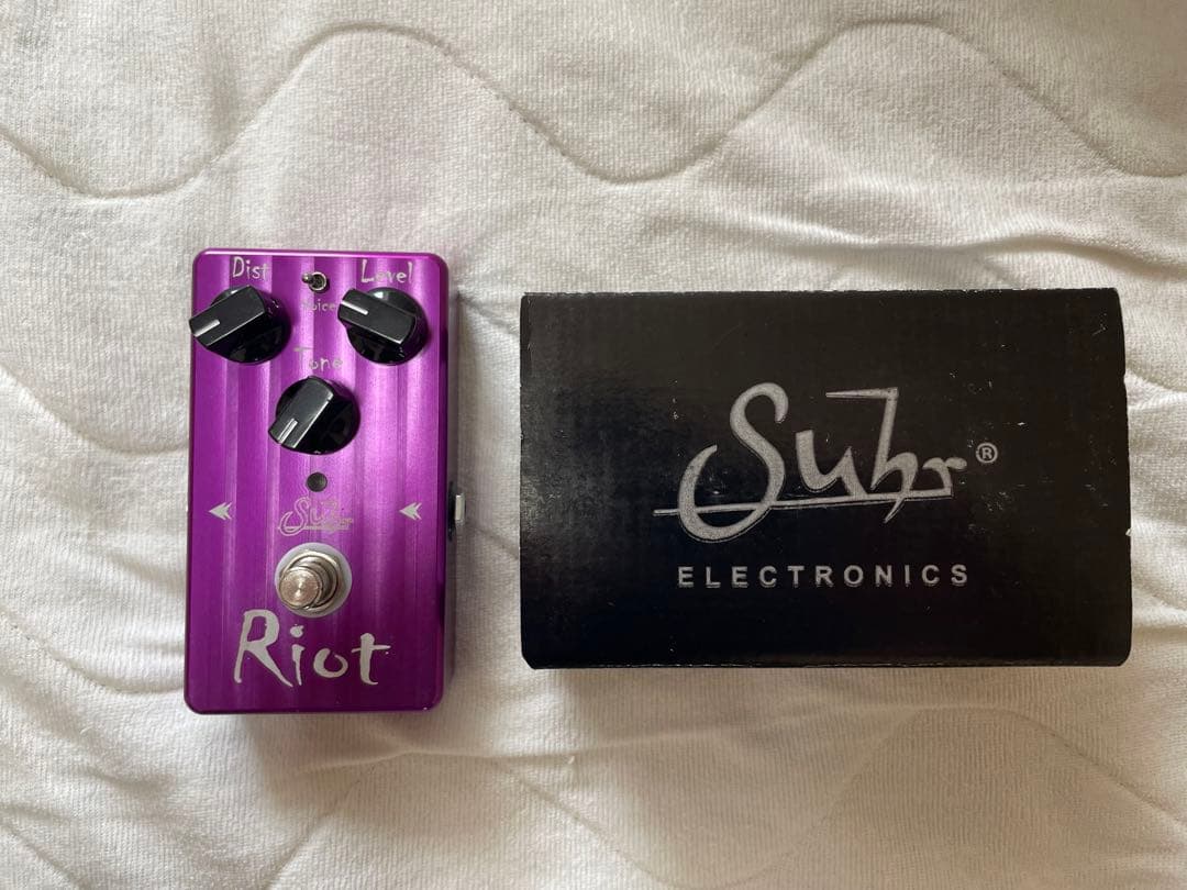 Suhr Electronics Riot ギターエフェクター