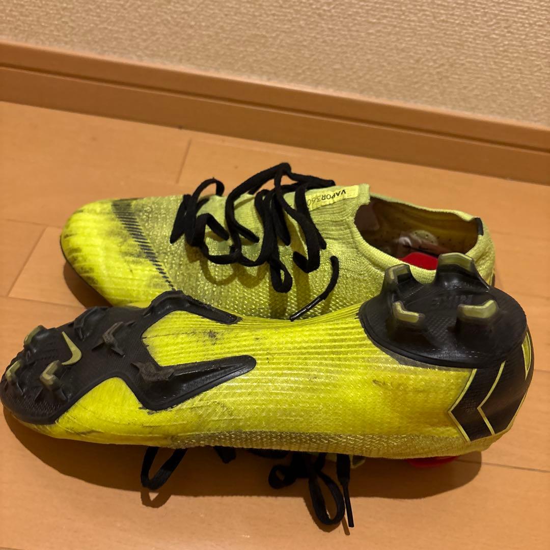 NIKEサッカースパイクマーキュリアルヴェイパー12FG