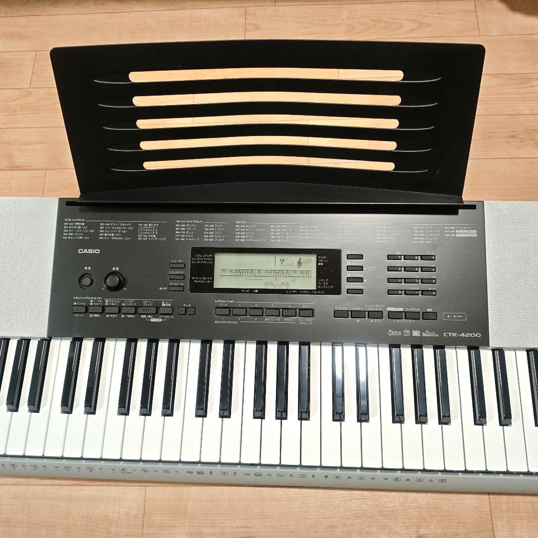 電子ピアノ CASIO CTK-4200 ソフトケース付き