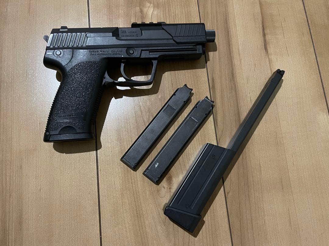 送料込み　東京マルイ　電動ハンドガン　USP エアガン ロングマガジン