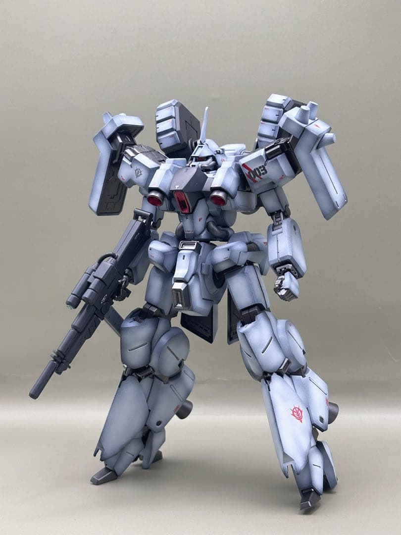ガンプラ HG 全塗装完成品 リーベンヴォルフ
