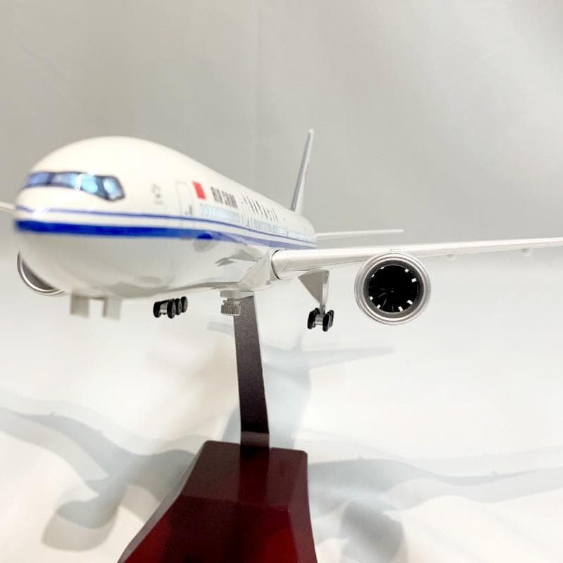 セール 中国国際航空 B7973 模型飛行機 LEDライト ランディングギア付