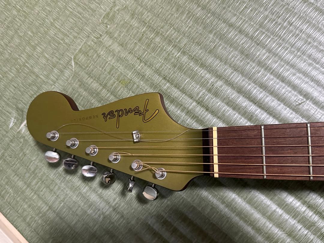 fender エレアコ、Newporter Player オリーブサテン　美品