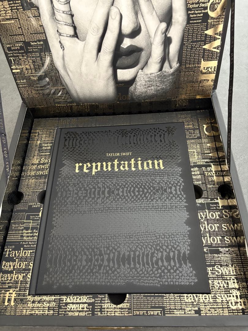 ミュージシャン Taylor Swift reputation vip box