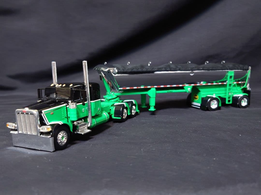 DCP1/64 Peterbilt389 アメリカトラック野郎 デコトラミニカー