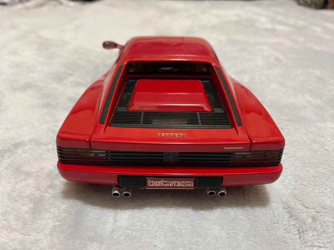 ミニカー HOTWHEELS Ferrari Testarossa 1/18