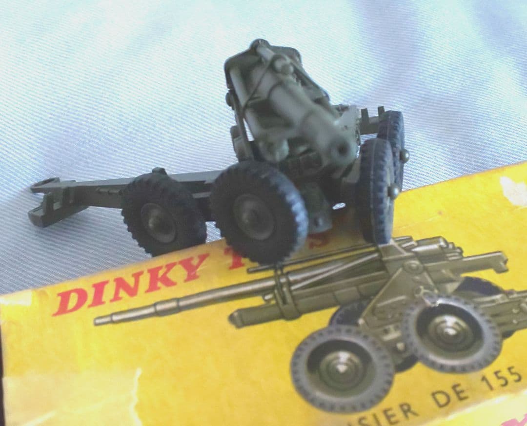 Dinky Toys M50 155ミリ榴弾砲