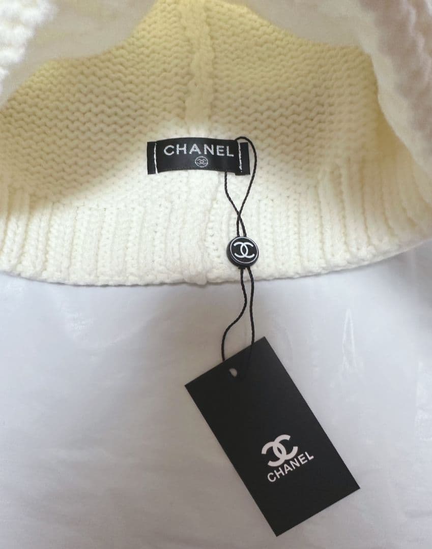 CHANEL ニット帽 新品タグ付きホワイト