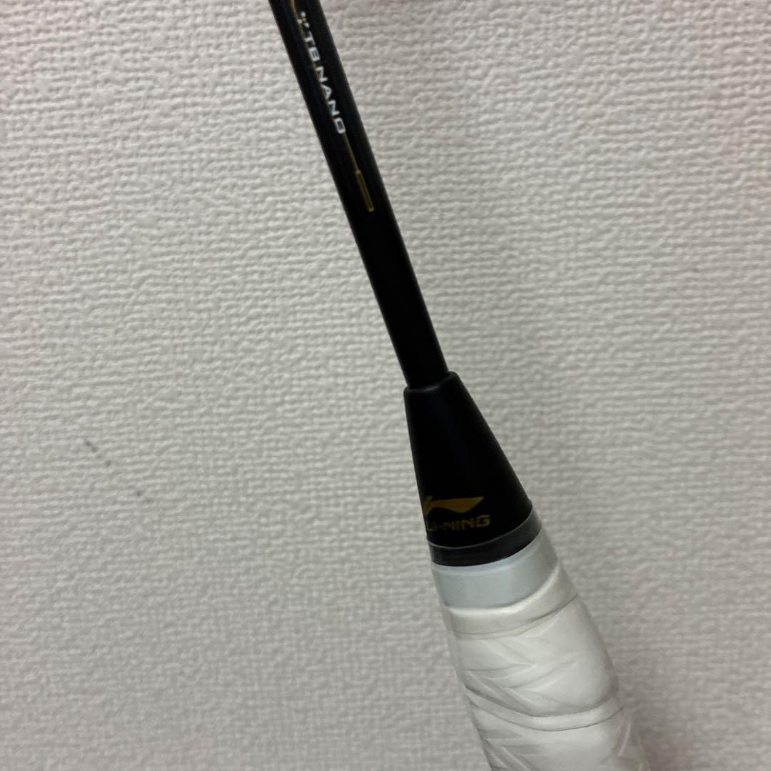 新品 3D CALIBRA 600 バドミントンラケット　li-ning