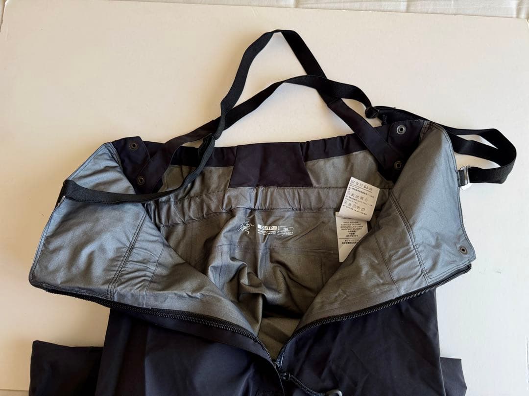 ARC’TERYX アークテリクス スキー シェルパンツ XS レディース ビブ