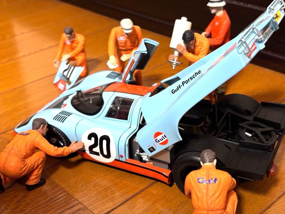 ポルシェ917K 栄光のル.マンアップデート版+Gulf Racingフィギュア