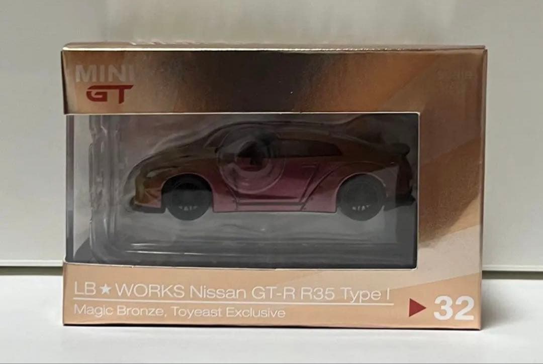 MINI GT GTR R35 LBWK ブロンズカラー　ダックテール