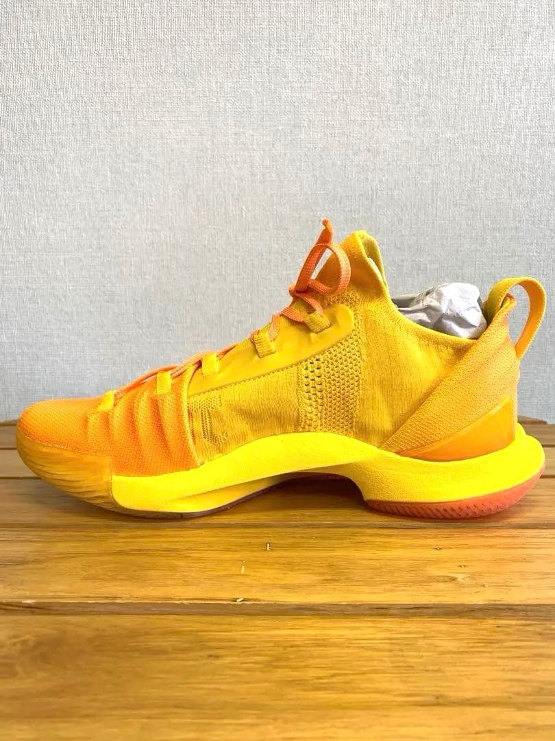シューズ(男性用) UNDER ARMOR CURRY5 Asia Tour-China 28cm