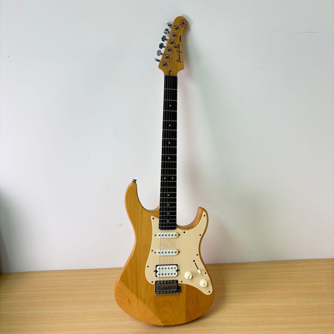 YAMAHA Pacifica 112 エレキギター