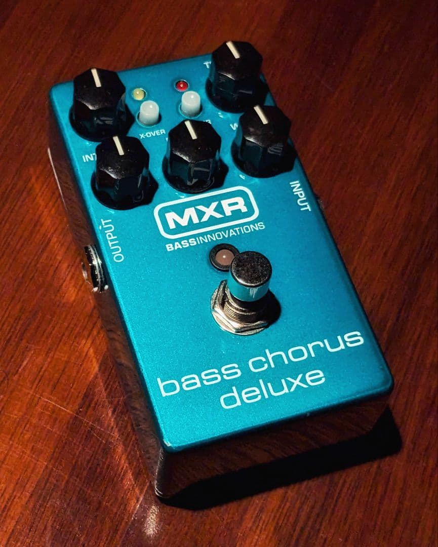 超美品 MXR M83 Bass Chorus Deluxe