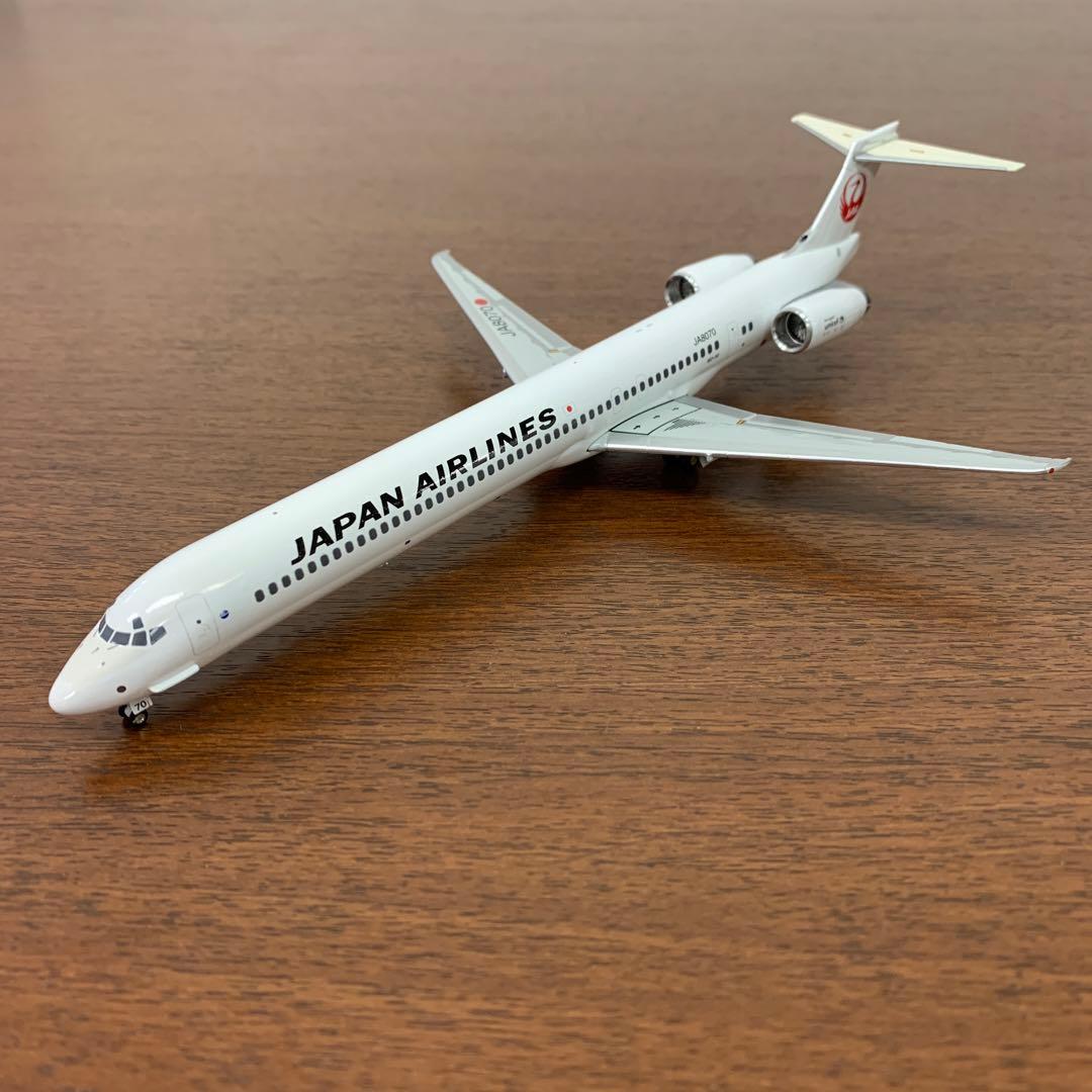 ❶　1/200　JAL　MD-90-30 JA8070　MD90ラストフライト