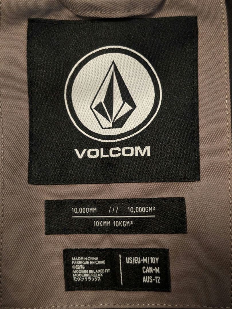 VOLCOM キッズ ウェア M 上下セット 10Y 新品未使用　ボルコム