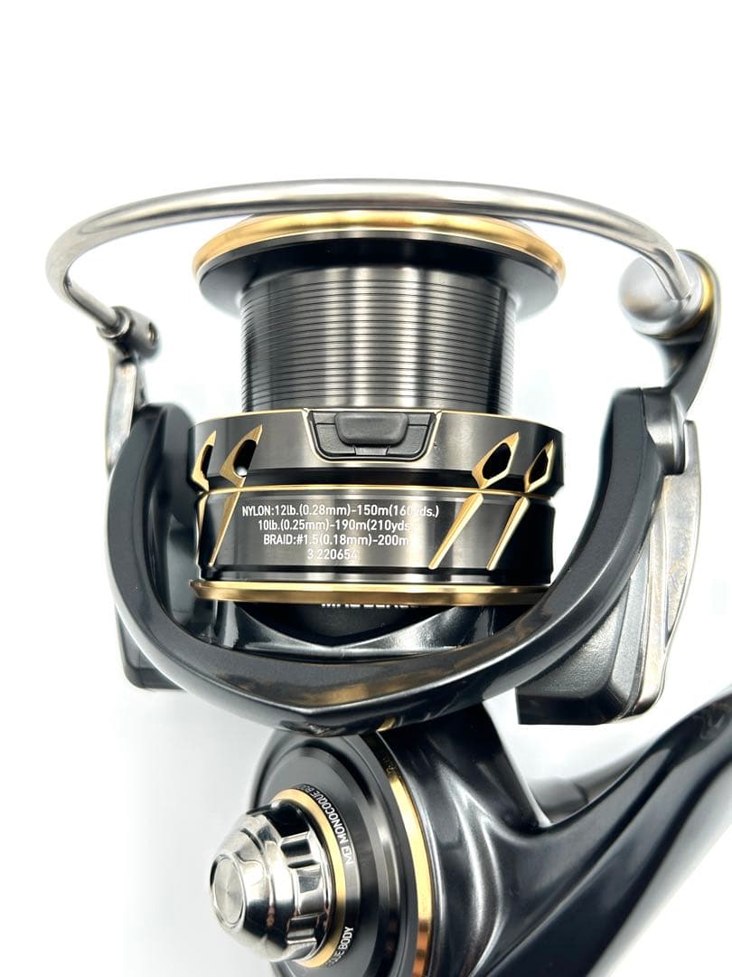 DAIWA ダイワ 22 CALDIA カルディア SW 4000-CXH