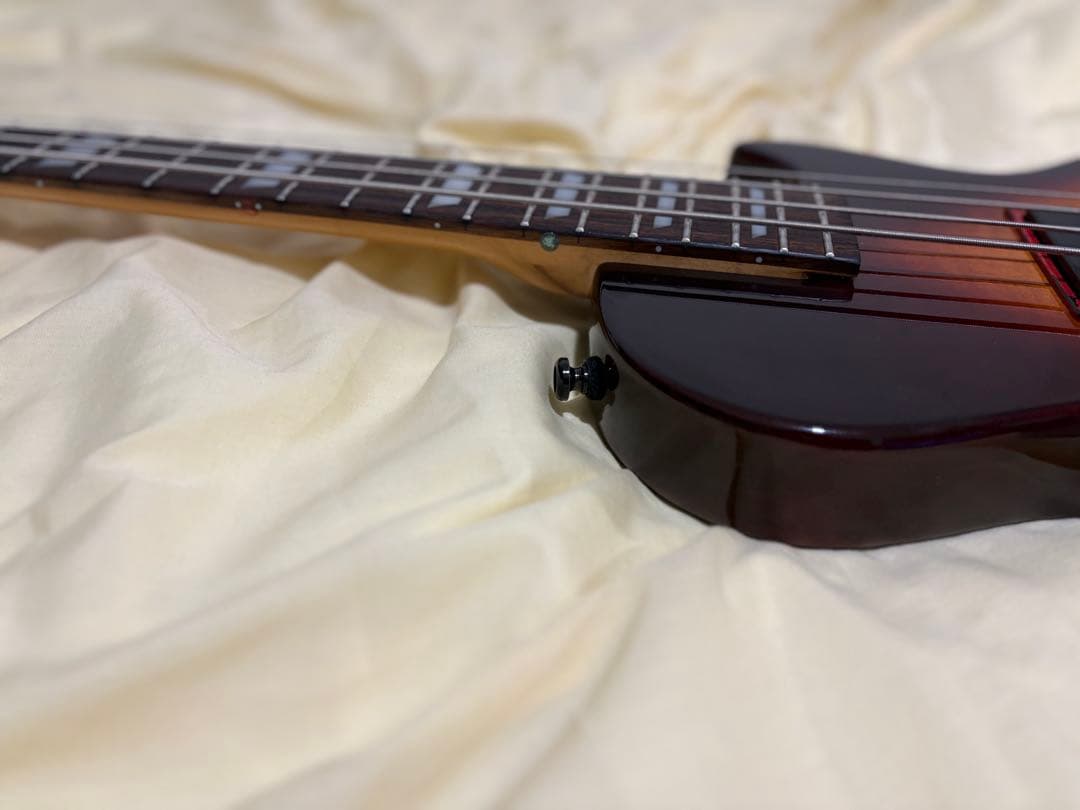 ベース Epiphone Les Paul Bass Sunburst
