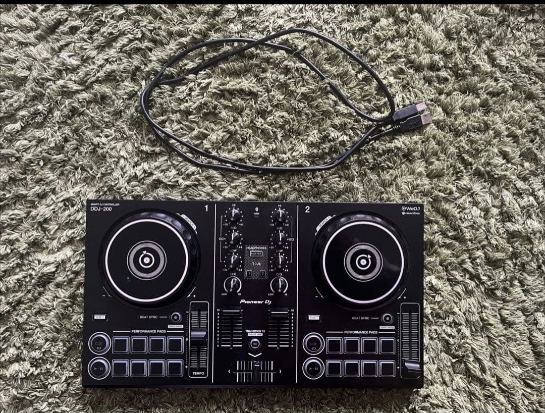 Pioneer DDJ-200 DJコントローラー