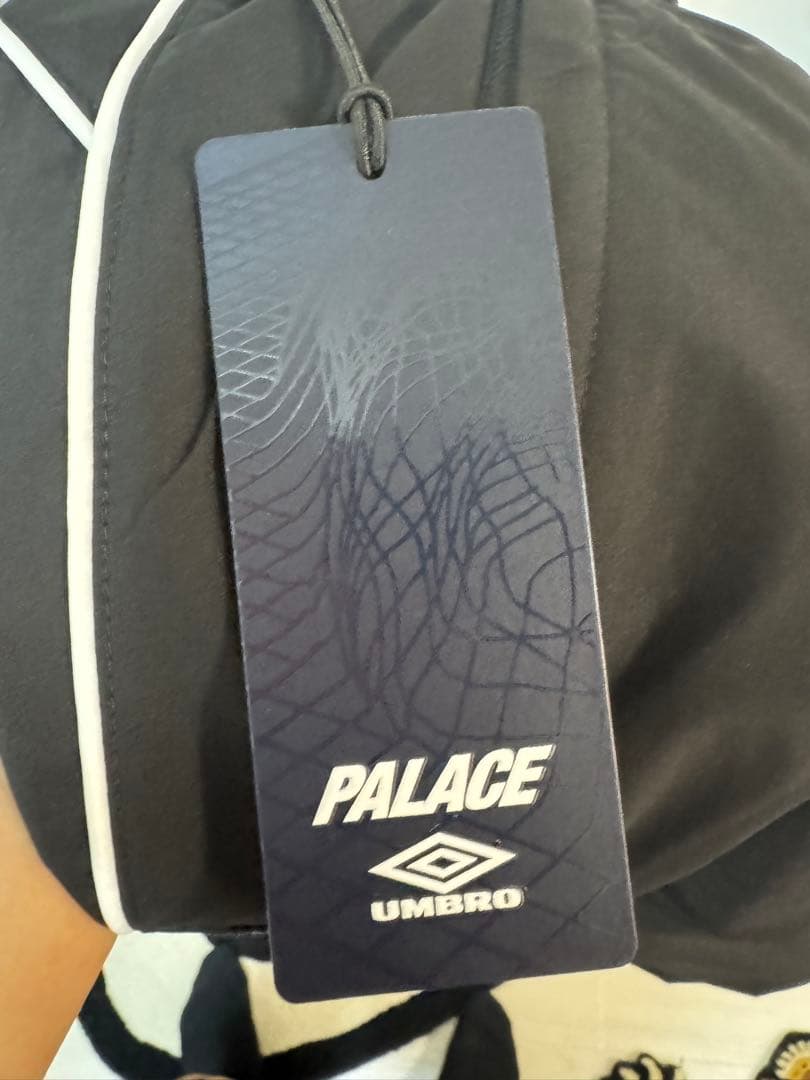 Palace x Umbro ハーフパンツ