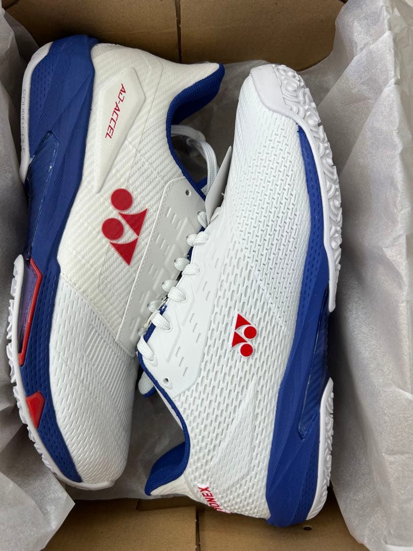 25.5㎝　アドアクセルワイド　新品未使用　YONEX 　テニスシューズ