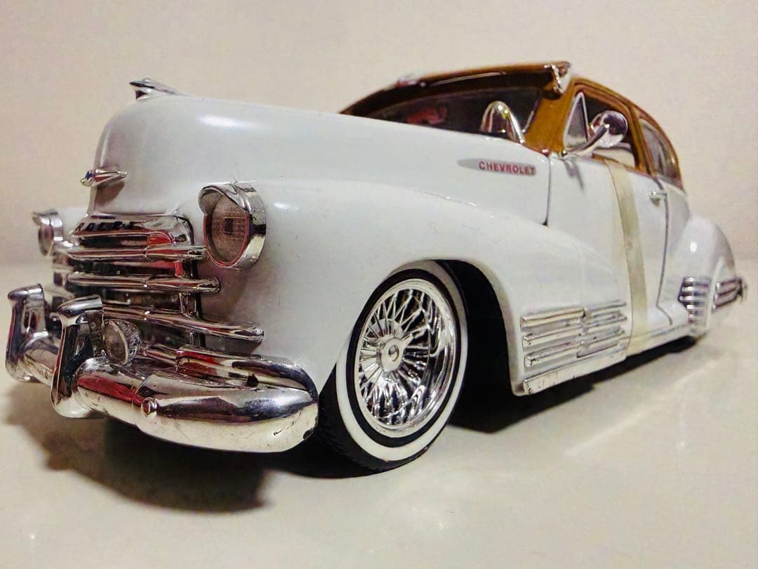 Jada/'47 Chevyシボレー FleetLineフリート 1/24