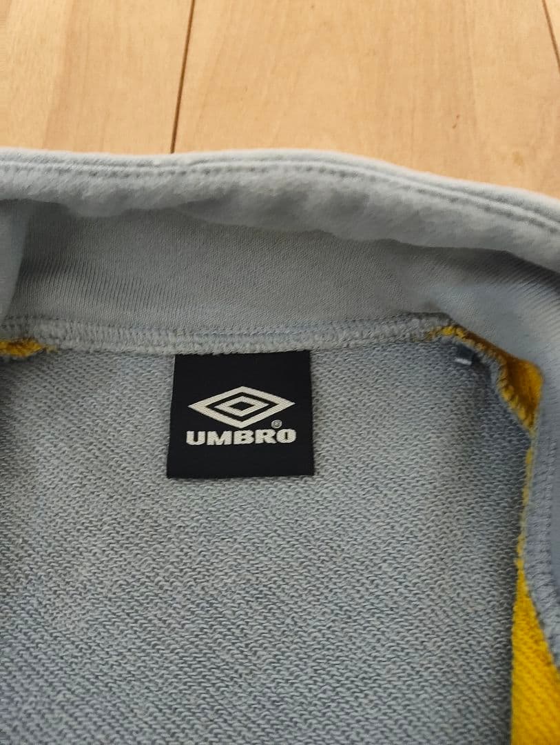 UMBRO×アズール ハーフジップ スウェット