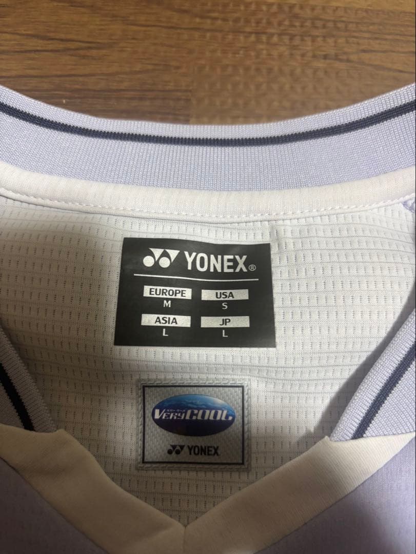 YONEX VERSICOOL Tシャツ JP L 紫/白