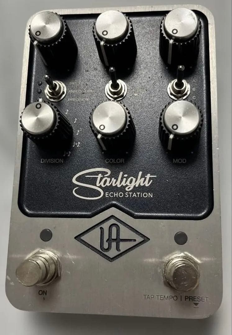 ギター UAFX Starlight echo station