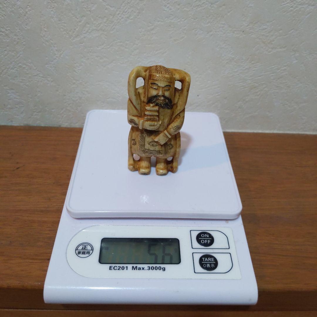 時代提げ物 七福神根付 天然素材 在銘【毘沙門天】高さ約7.5cm 重さ約56ｇ