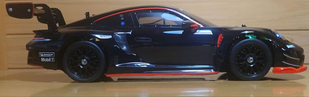 田宮RCポルシェ911GT3 R (992)LEDライト付＆プロポ充電器完成品