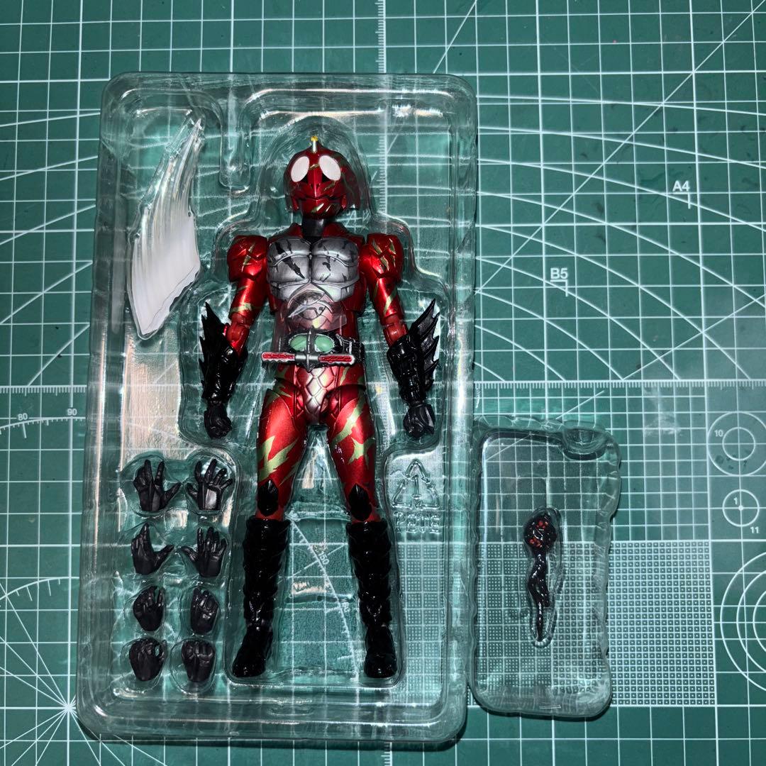 開封品　S.H.Figuarts 仮面ライダーアマゾンアルファ　2nd ver