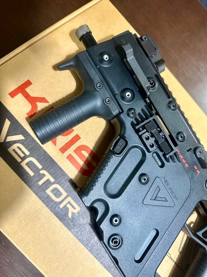 [値下中・美品・箱とレアパーツ付き] KSC KRISS VECTOR ベクター