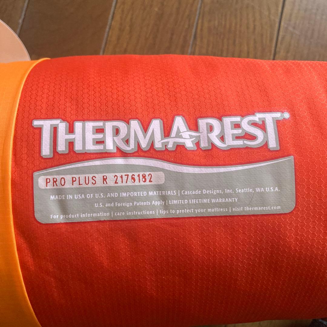 ナンガ オーロラライト 450DX 、THERMAREST スリーピングマット