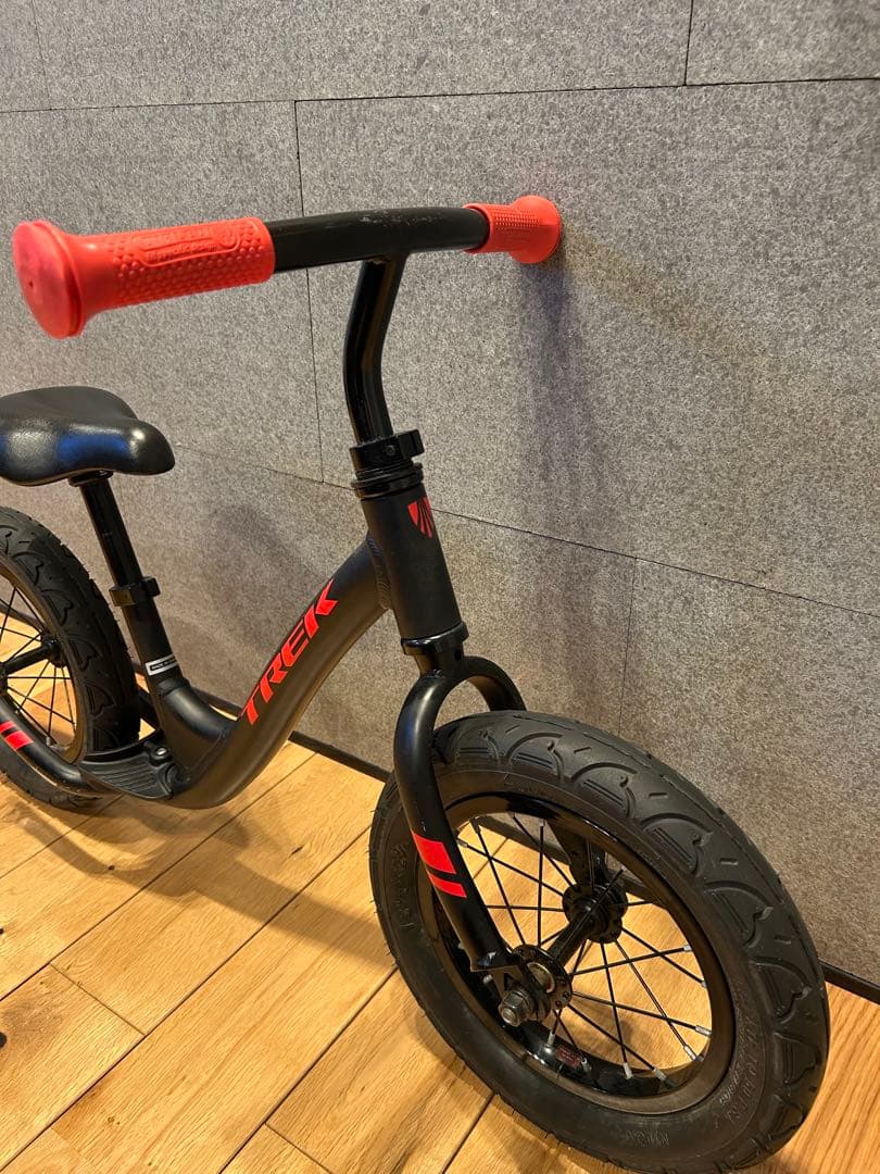 トレック　TREK キックスター　キックバイク　自転車