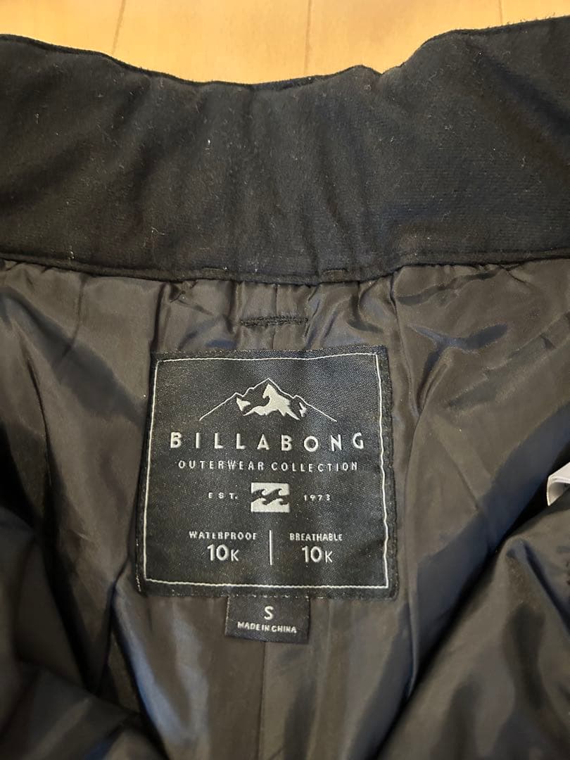 BILLABONG　ビラボン　上下セット　レディース　スノーウエア
