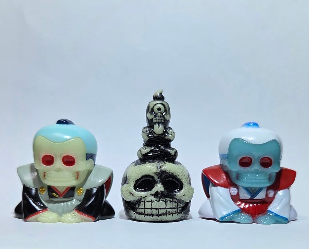 骸骨商会 skull toys 蓄光 3個セット 骨助 realhead