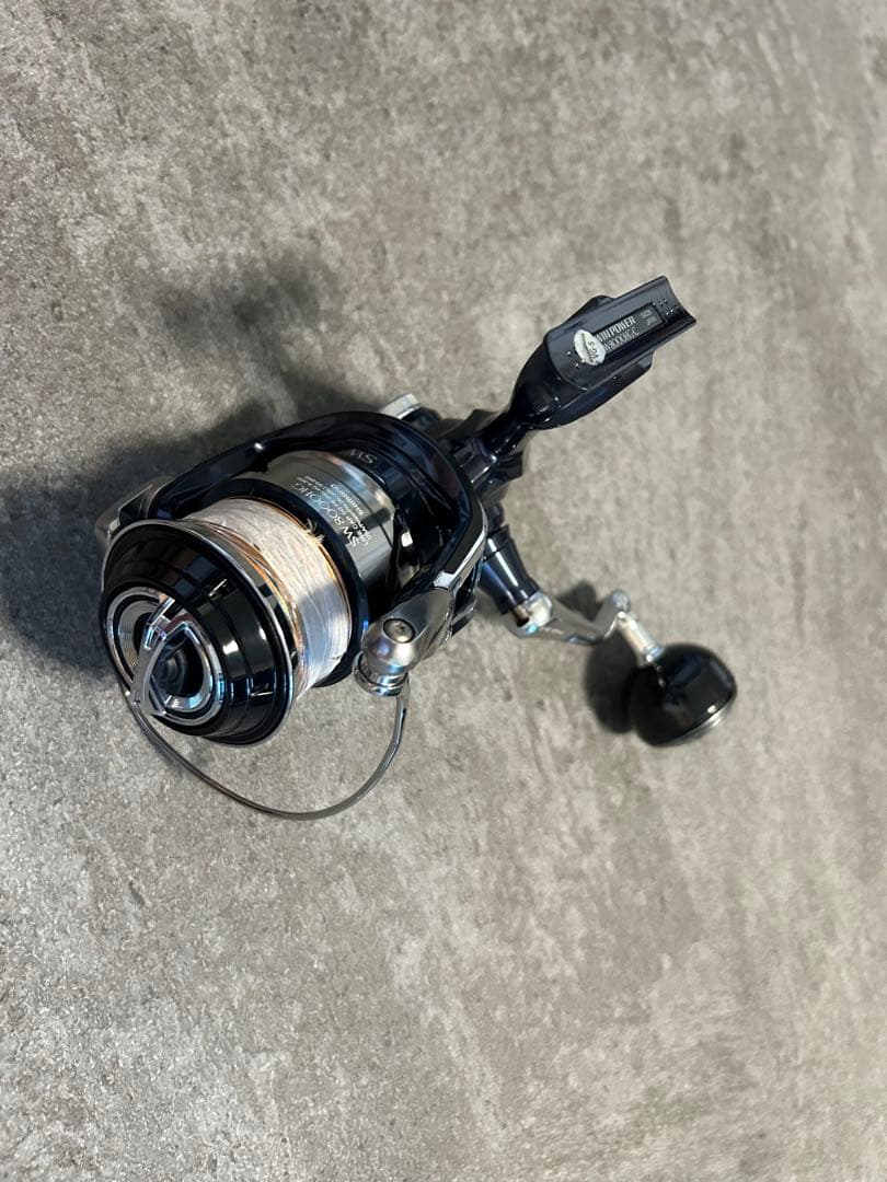 Shimano TWIN POWER SW8000HG スピニングリール