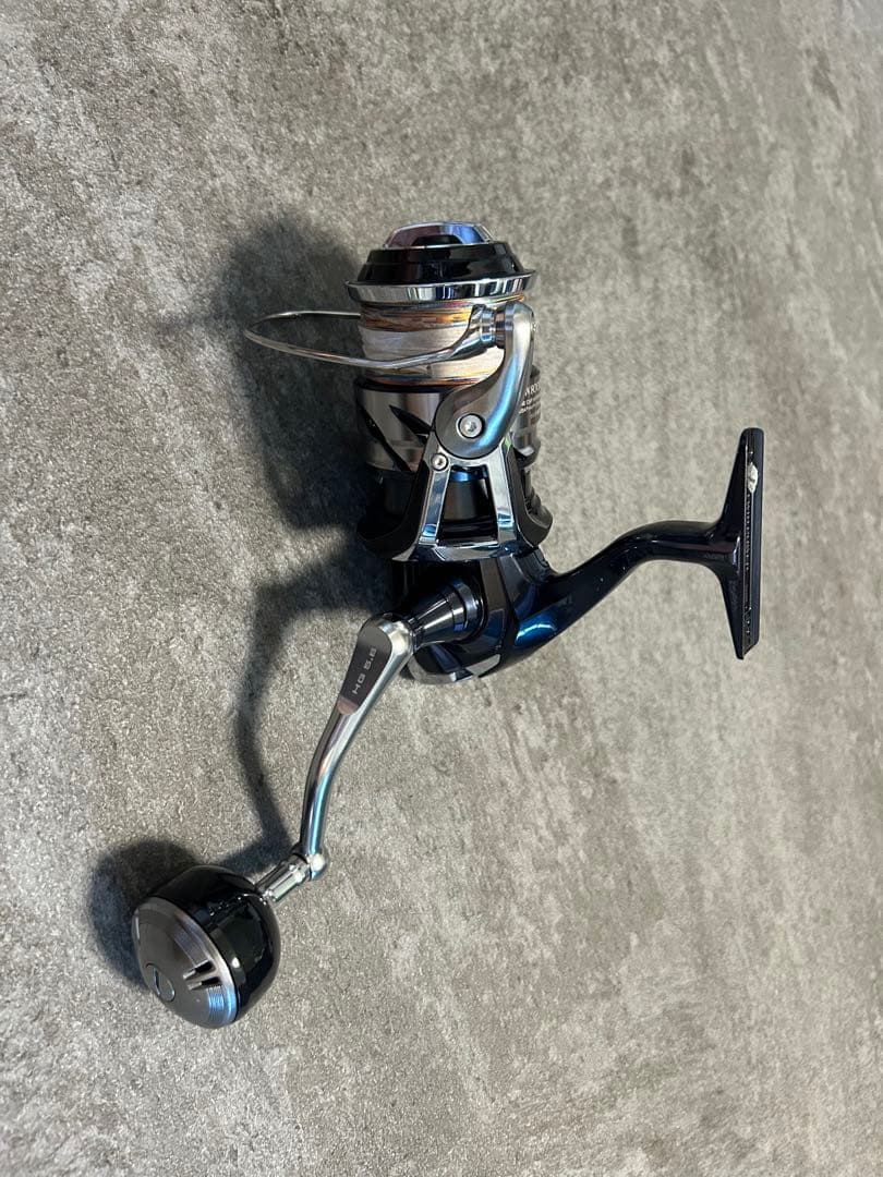 Shimano TWIN POWER SW8000HG スピニングリール