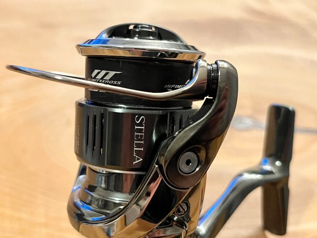【美品】SHIMANO 22ステラ　C2000SHG MTCWリールスタンド