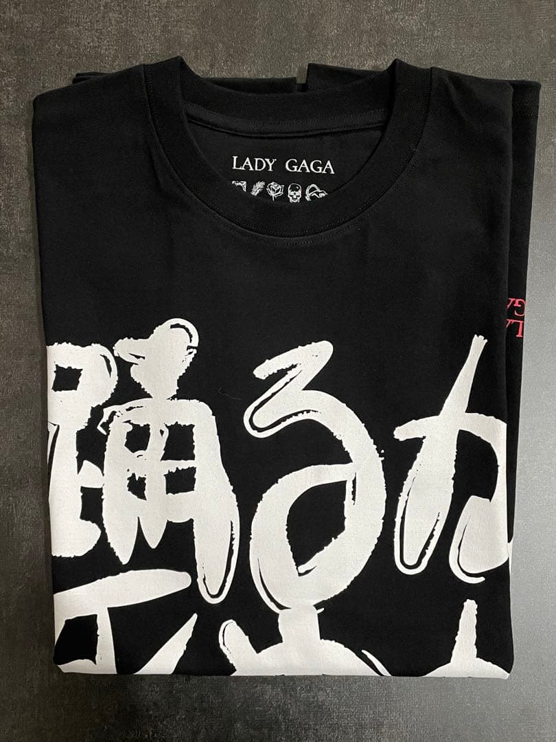 レディーガガ　踊るか　死ぬか　ツアーTシャツ　lady gaga XL