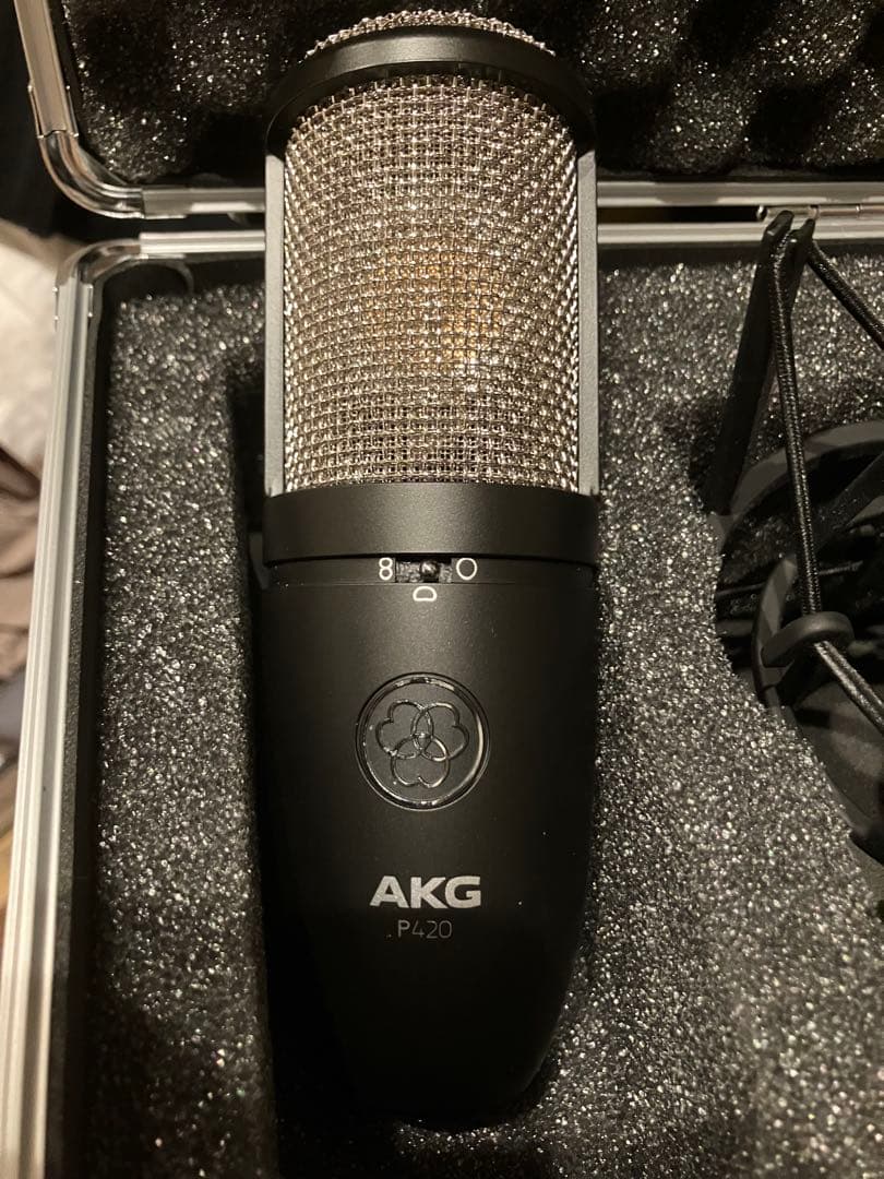 AKG ( アーカーゲー )P420 コンデンサーマイク　ミニスタンド・ケーブル