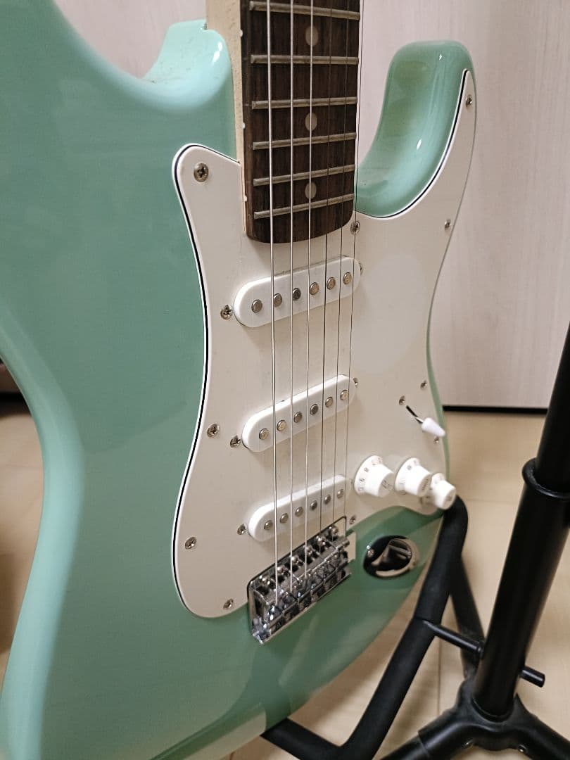 Squier エレキギター ミントグリーン ギターケース付き